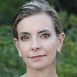 Darcy Cobb - Founder and Managing Director @ Darcy Cobb Communications ...