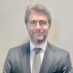 Stefan Hoyer - Founder and Chief Executive Officer @ Hoyer Investment ...