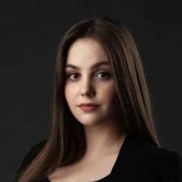 Daria Radchenko - Chief Internal Communications Officer @ Intella ...