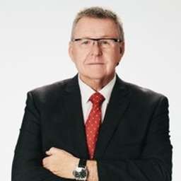 Robert Kelly - Co-Founder, Managing Director, and CEO @ Steadfast Group ...