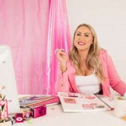 Hayley Peters - Co-Founder, Head of Sales & Operations @ Oh My Digital ...