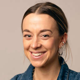 Alexandra Karnig - Co-Founder and CPO @ Charly - Crunchbase Person Profile