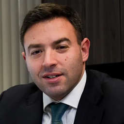 Shaya Baum - CEO and Managing Partner @ Wing Lake Capital Partners ...