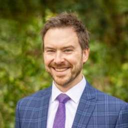 Colin O'Neill - Chief Executive @ Colin Glen - Crunchbase Person Profile