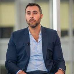 Ryan Ochs - Crunchbase Person Profile