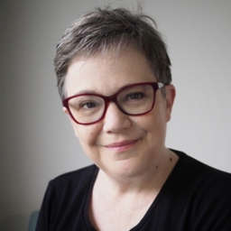 Lyn Williams AM - Founder and Artistic Director @ Gondwana Choirs ...