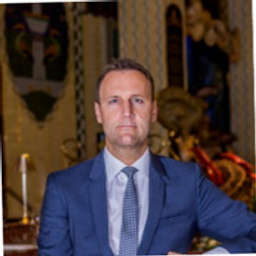 Alex Dower - Chief Commercial Officer @ Holland & Barrett - Crunchbase ...