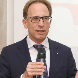 Dr. Peter Werth - CEO @ Wolftank Austria - Crunchbase Person Profile