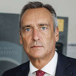 Mario Zearo - Chief Executive Officer @ Advan Implantology Reinvented ...