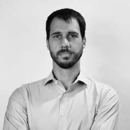 Derrick Smith - Co-Founder & VP Development @ Hunt A Killer ...