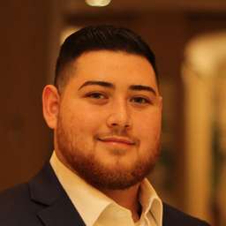 Sal Munoz - Crunchbase Person Profile