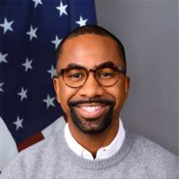 Ali Gates - Senior Product Manager @ Abra - Crunchbase Person Profile