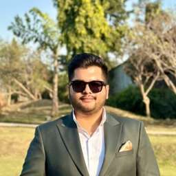 Devansh Gupta - Co-Founder & Managing Director @ Algoquant Fintech ...