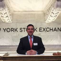 Jeffrey Auerbach - Director of Marketing @ MiddleGround Capital ...