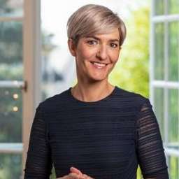 Sarah Luvisotto - Crunchbase Person Profile