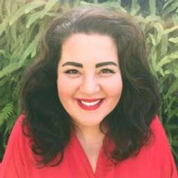 Roberta Faria - CEO @ MOL Impacto - Crunchbase Person Profile