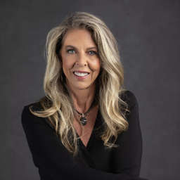 Jeanne Fitzsimmons - Founder, Owner, and Medical Director @ Anazao MD ...