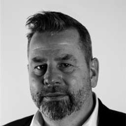 Giles Peacock - Chief Executive Officer @ AMB SpA - Crunchbase Person ...