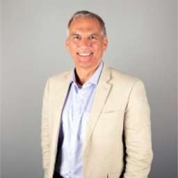 Brian de Francesca - Founder and Executive Advisor @ Ver2 Digital ...