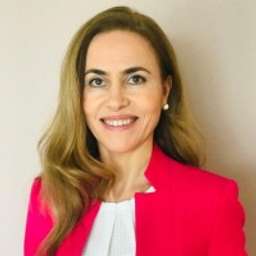 Silvia Bechmann - CEO and Managing Director @ Mercedes-Benz.io ...