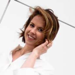 Elissa James - Founder & Editor @ Iris Lillian - Crunchbase Person Profile