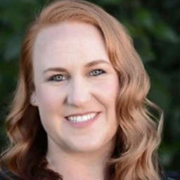 Amber K. León - Founder & Director @ Pear Accounting Solutions ...