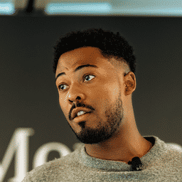 Joshua Hollis - Chief Executive Officer @ Movez - Crunchbase Person Profile