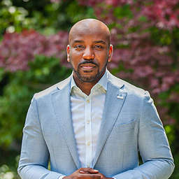 Jeffery Beckham Jr. - CEO @ Chicago Scholars - Crunchbase Person Profile