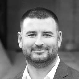 Tom McGee - Founder, Director and Contract Manager @ McGee Group ...