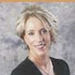 Emily Bee - Clinic Manager @ Oakleaf Clinics - Crunchbase Person Profile