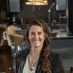 Janet Romanowski - Owner @ Romanowski Homes - Crunchbase Person Profile