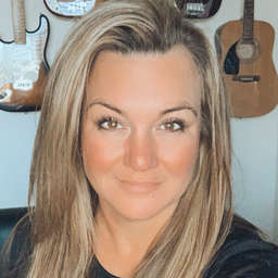 Courtney Rounsaville - Realtor @ Realty ONE Group - Crunchbase Person ...