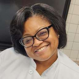 Yolanda James - Chef & Owner @ Sweet and Savory - Crunchbase Person Profile