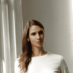 Ashley Platt - Founder and CEO @ Luxholdups - Crunchbase Person Profile