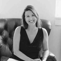 Beth Farrar - Founder and Business Owner @ Organized Marketing ...