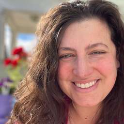 Kim Rohrer - Co-Founder & CCO @ PeakHR - Crunchbase Person Profile