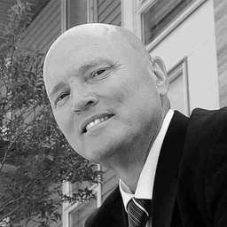 Lynn Mueller - Co-Founder, President and CEO @ Sharc energy systems ...