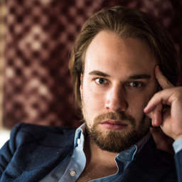 Robert Plantak - CEO & Co-Founder @ crowdhouse - Crunchbase Person Profile