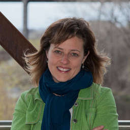 Laura Bray - Crunchbase Person Profile