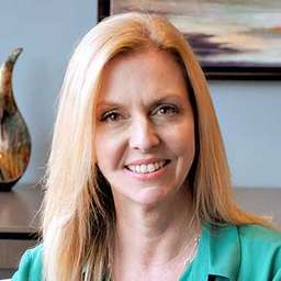 Stephanie Holt - Crunchbase Person Profile