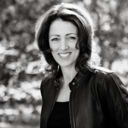 Janet Duliga - Senior Vice President, Human Resources @ Jo-Ann Stores ...