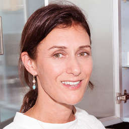 Sally Singer - Creative Digital Director @ Vogue Magnet - Crunchbase ...