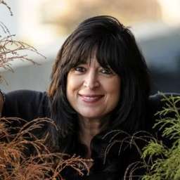 Debbie Torres - Crunchbase Person Profile