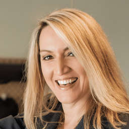 Julie Anthony - Owner, CEO and Chief Disruptor @ Shoppers Confidential ...