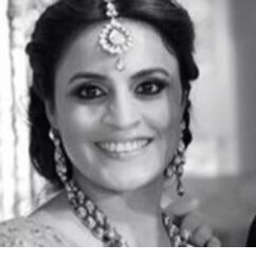 Pooja Talwar - Co-Founder & Partner @ Talwar Jewellery House ...