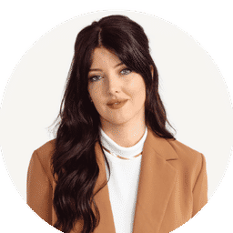 Chelsea Clarke - Founder, Owner @ HerPaperRoute - Crunchbase Person Profile