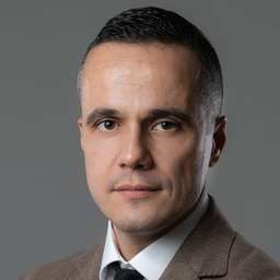 Milos Stakic - CEO @ Rhei Life - Crunchbase Person Profile