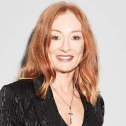 Alexandra Smart - Crunchbase Person Profile