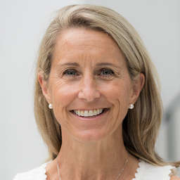 Casey Bobo - Director of College Counseling @ Belmont Hill School ...