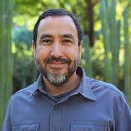 Robert Pérez - Crunchbase Person Profile